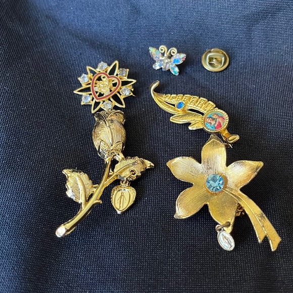 Vintage | Jewelry | B9 Brooch Bundle Religious | Poshmark